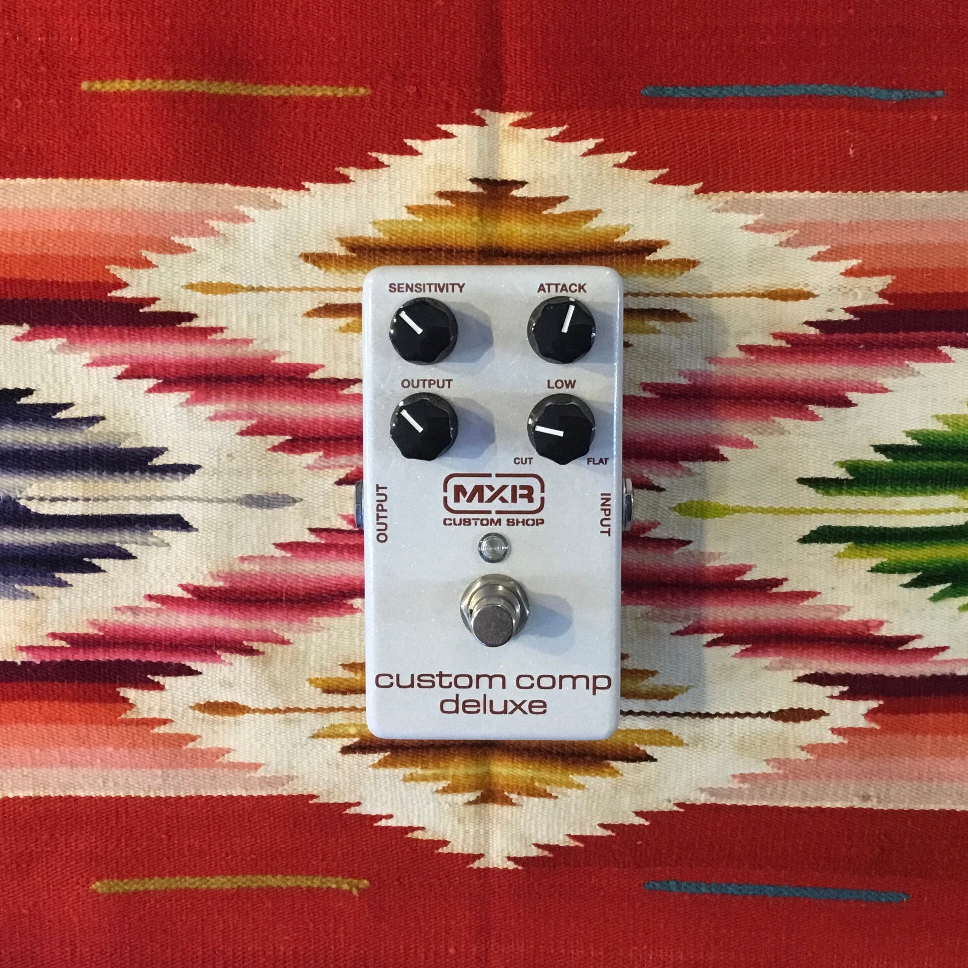 MXR Custom Shop CSP204 Custom Comp Deluxe Compressor – Action Music